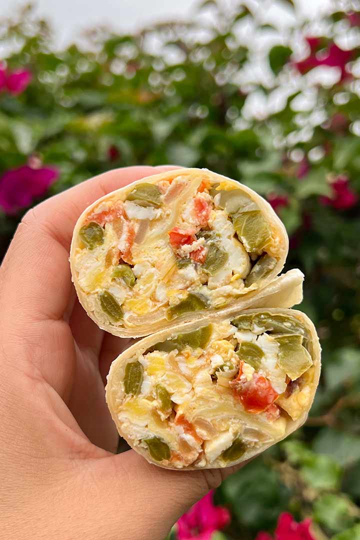 How to Cook Nopales (Tender and Delicious) - LatinasQueComen